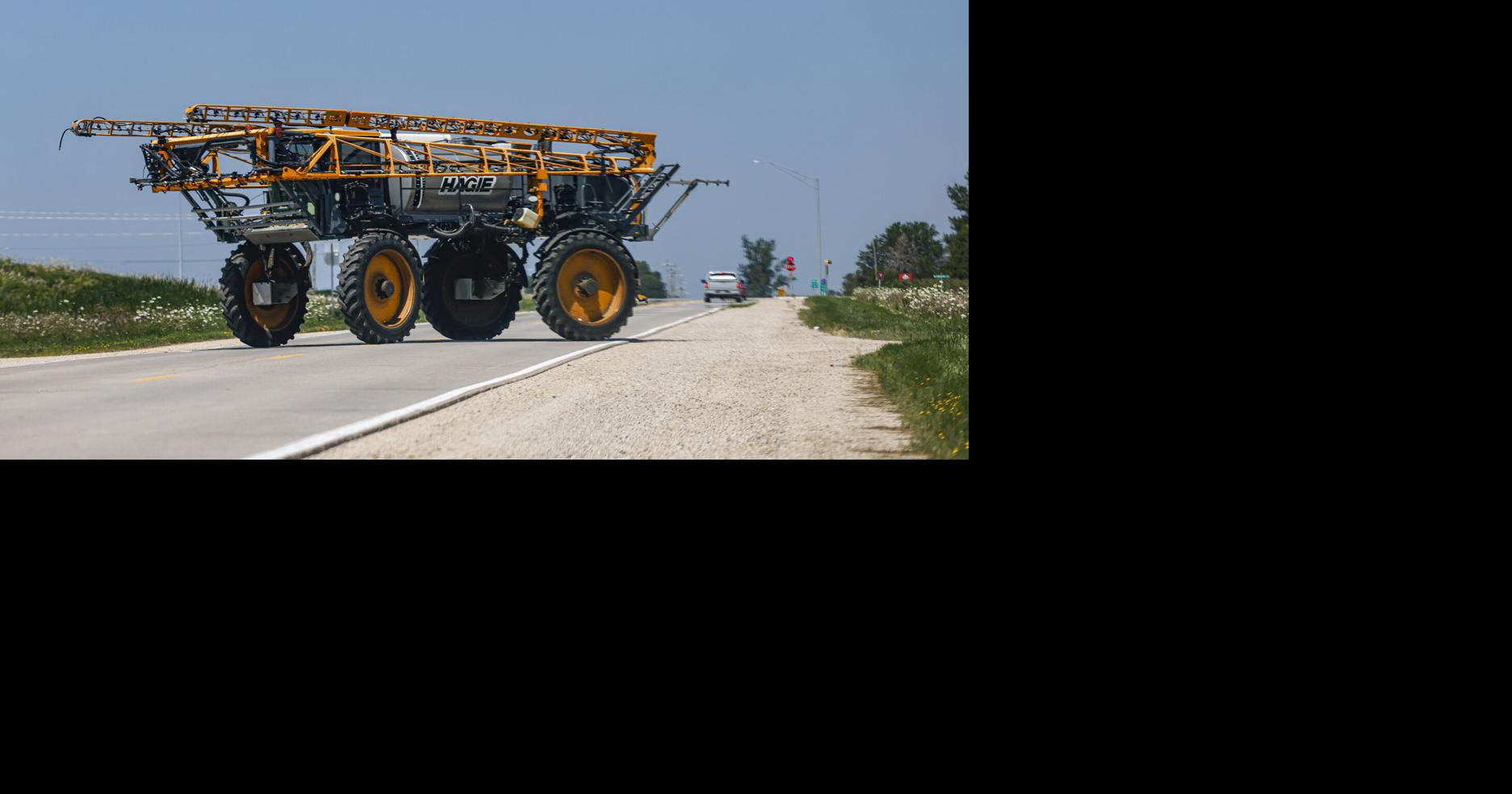 Iowa farmers get into fields, see a warm end to a wet July