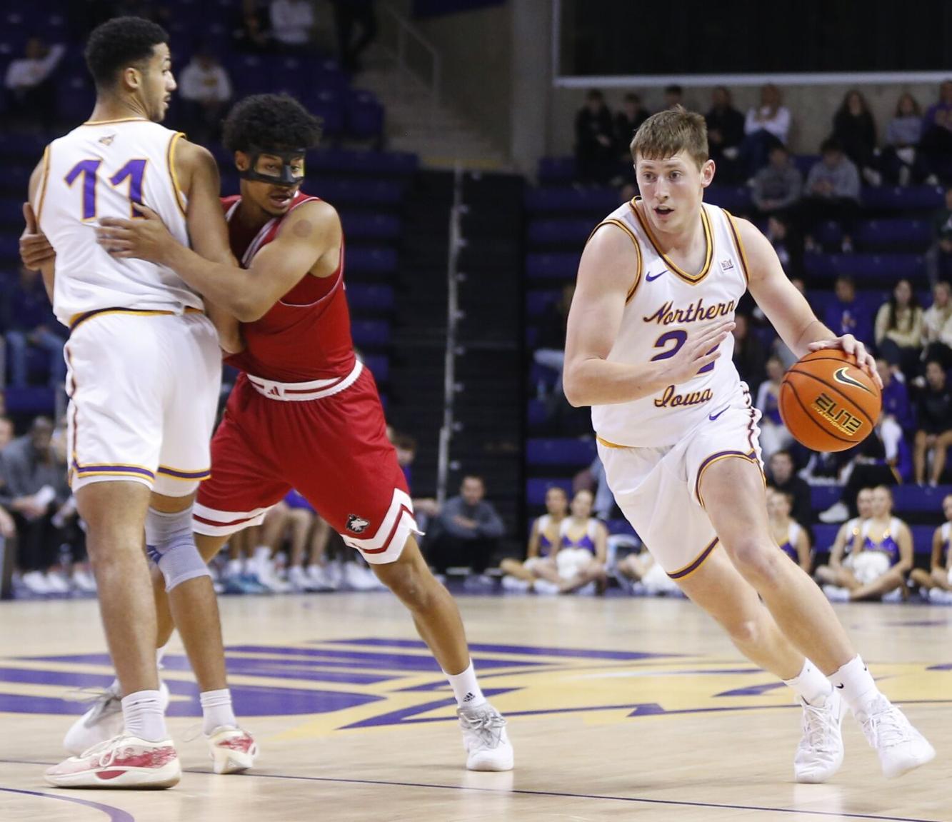 UNI men's basketball remains hot in win over NIU