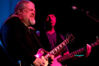 Rusty Wright Band to play Friday'loo