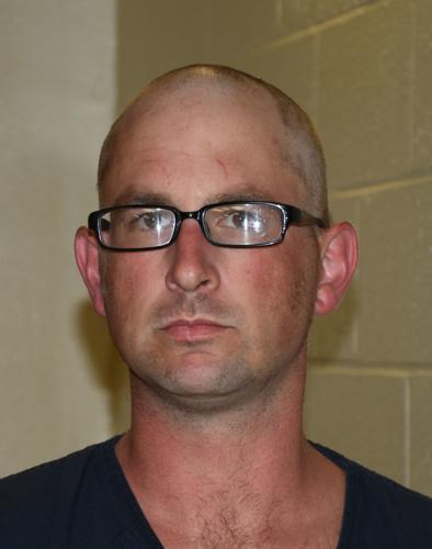 Cedar Falls man arrested for breaking windows, damaging vehicle