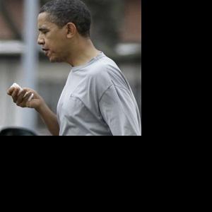 12 stitches for Obama after errant elbow in hoops