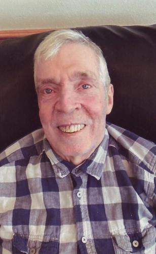 Arthur R. Hall | Obituaries | wdtimes.com