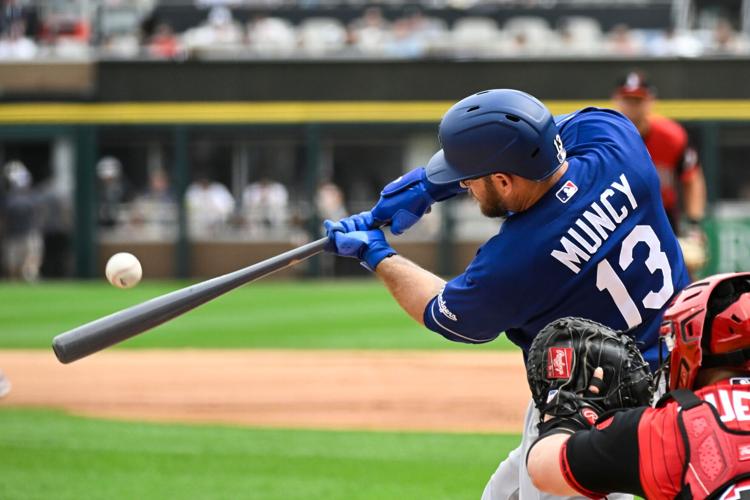 Yoshinobu Yamamoto carries no-hit bid into 9th as Dodgers beat White ...