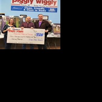 Jahnke’s Piggly Wigly donates to Scholars program | Local News ...