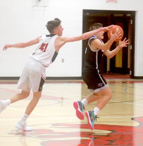 Boys basketball: Fillmore leads Trojans past Falcons, 52-48 | Local ...