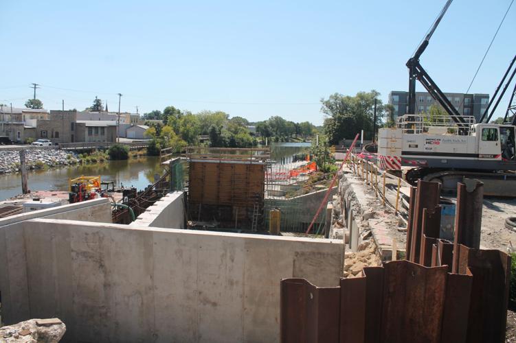 Work continues on Main Street Bridge | Local News | wdtimes.com