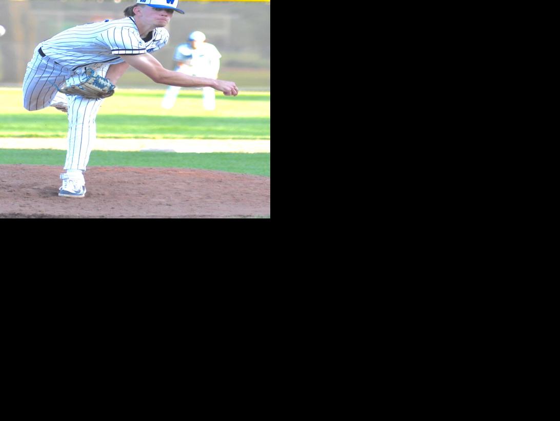 Baseball: Red Hawks win pitchers duel with Goslings | Local Sports ...