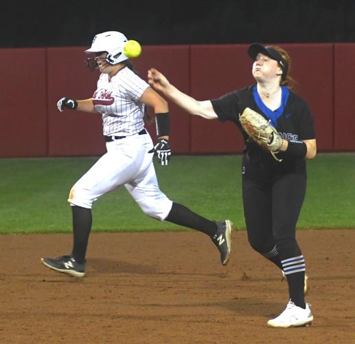 Red Devils edge Goslings 1-0 in state softball semfinal | Local Sports ...