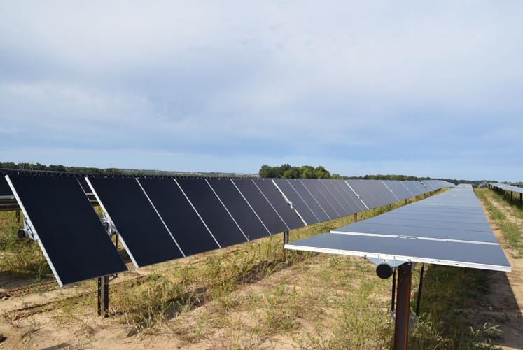 Crawfish River Solar Project near Jefferson on schedule for operation ...