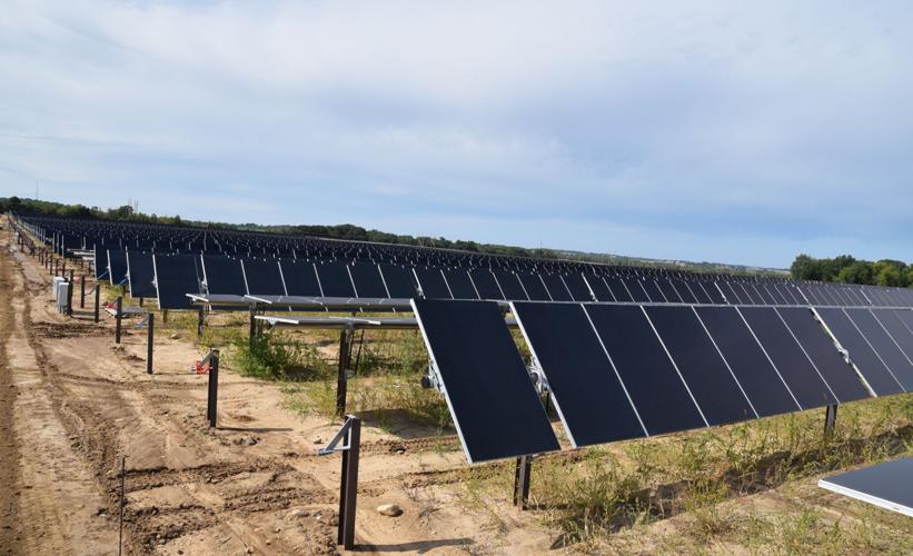 Crawfish River Solar Project near Jefferson on schedule for operation ...