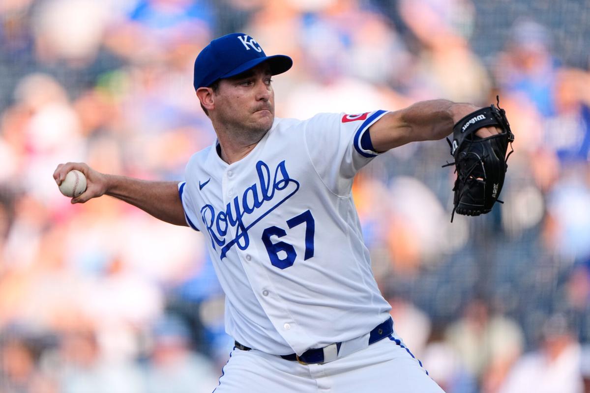 Royals' Seth Lugo leaves game after taking line drive to the head ...