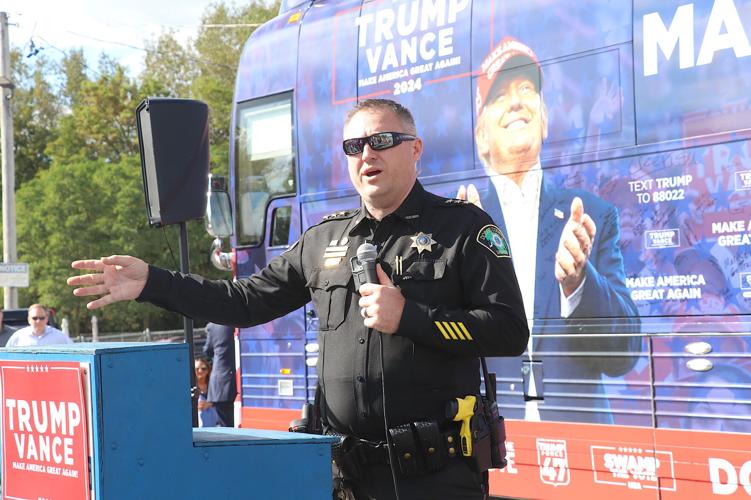 Campaign stop: "Team Trump" bus tour visits Watertown | Local News ...
