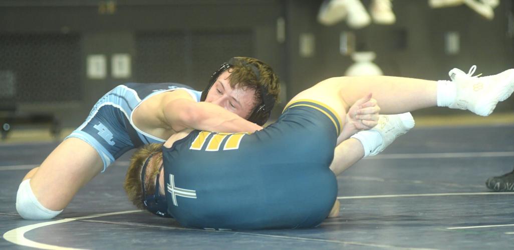 Wrestling: Warriors 2-0, Phoenix 1-1 at Lakeside triple dual | Local ...