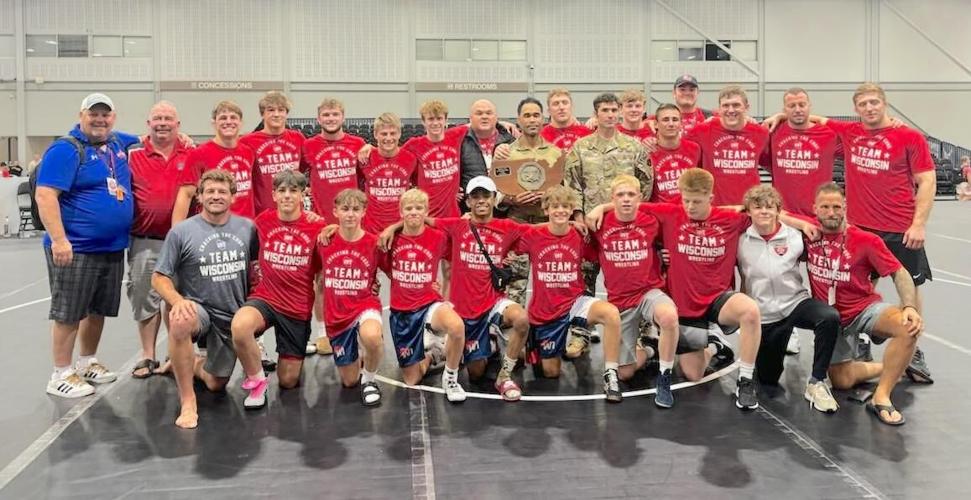 Busler helps Team Wisconsin win National Duals | Local Sports | wdtimes.com