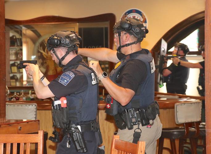 Entry team works together to secure safe outcome | Local News | wdtimes.com