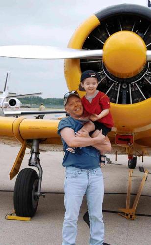 Steven Larson | Obituaries | wdtimes.com