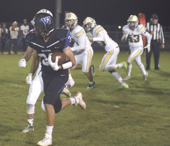 Golden Beavers win turnover battle, claim 100th meeting with Goslings ...