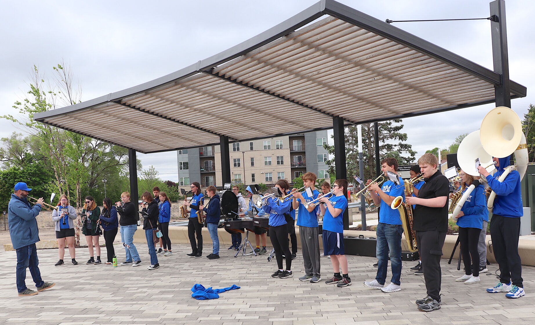 Bridge Bash celebrates reuniting of downtown | Local News | wdtimes.com