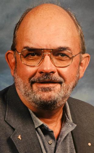 Larry H. Zastrow | Obituaries | wdtimes.com