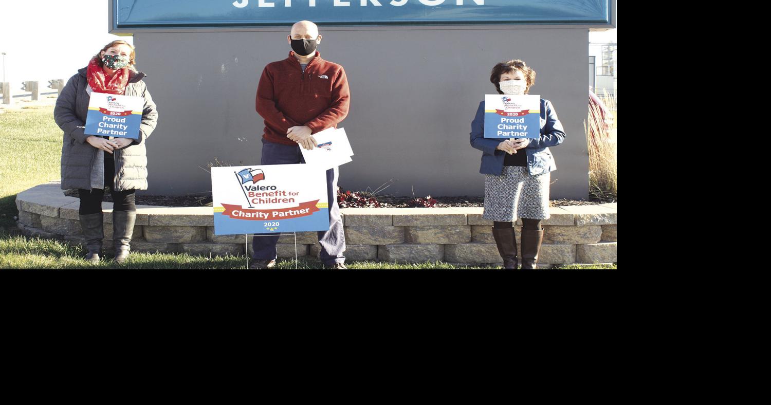 Valero donates $20,000 to local charities | Local News | wdtimes.com