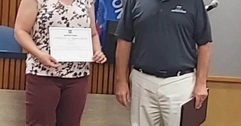 Andrea Draeger, Sheri Rohr honored for years of service | Local News ...