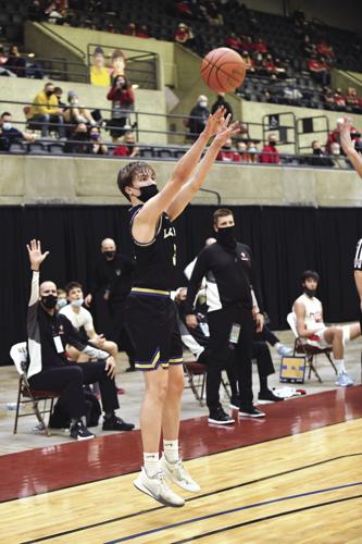 WIAA D2 boys basketball: Pirates use long ball, defensive adjustments ...