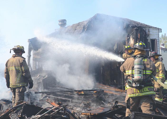 Fire destroys unoccupied mobile home | Local News | wdtimes.com