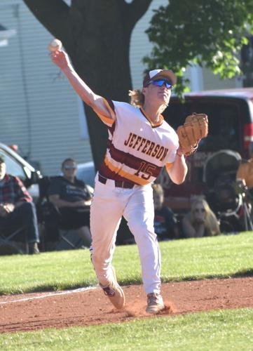 Jefferson beats Lakeside Lutheran 8-4 to win 4th straight regional ...