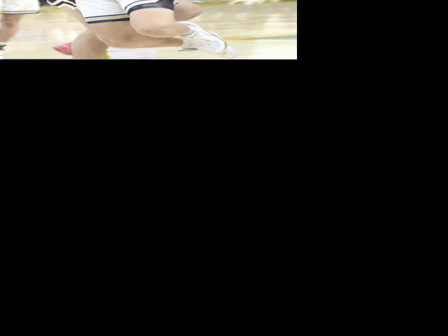 AJ Bender's 33 points leads Lake Mills boys past Deerfield | Local Sports | wdtimes.com