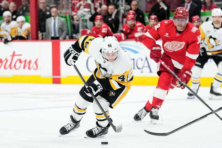 Penguins sign versatile forward Blake Lizotte to 3-year contract ...