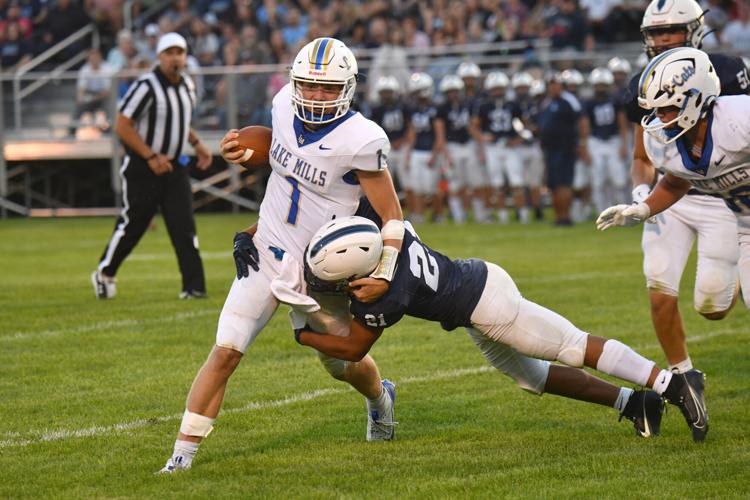 Smolinski scores 2 defensive TDs as Lake Mills beats Lakeside 21-12 in ...
