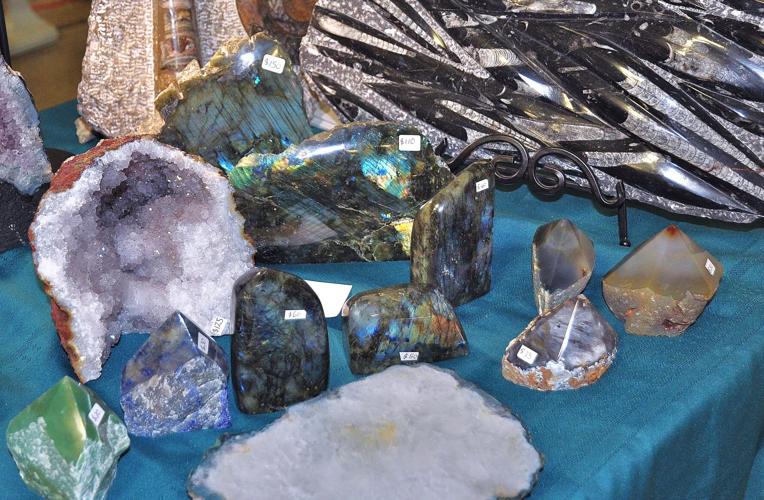Gem and mineral show draws visitors to Jefferson County Fair Park ...