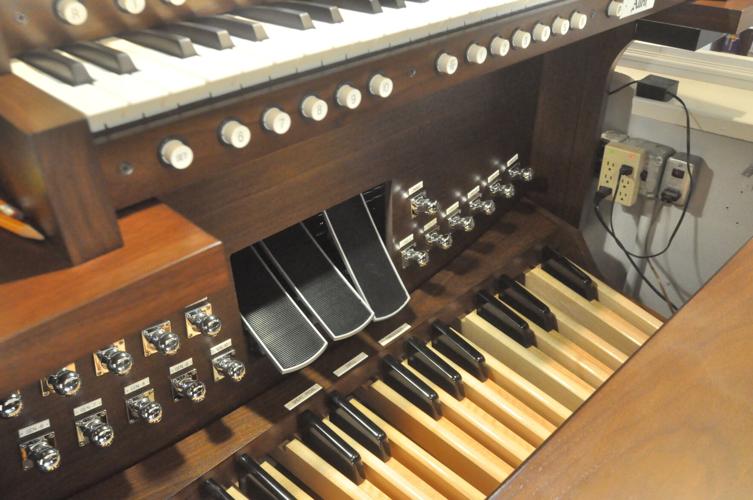 Organ installation celebrated at Lebanon church | Local News | wdtimes.com