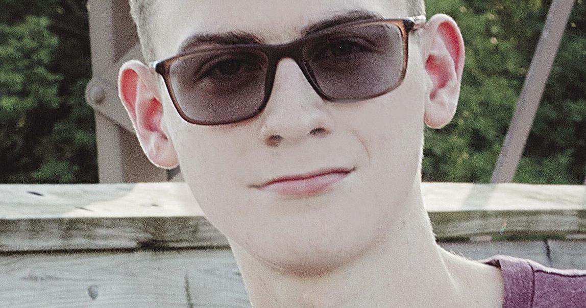 Sullivan, Douglas | Profiles | wdtimes.com