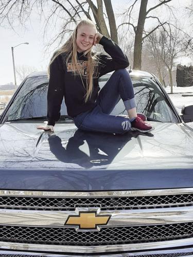 Statz, Elizabeth | Profiles | wdtimes.com