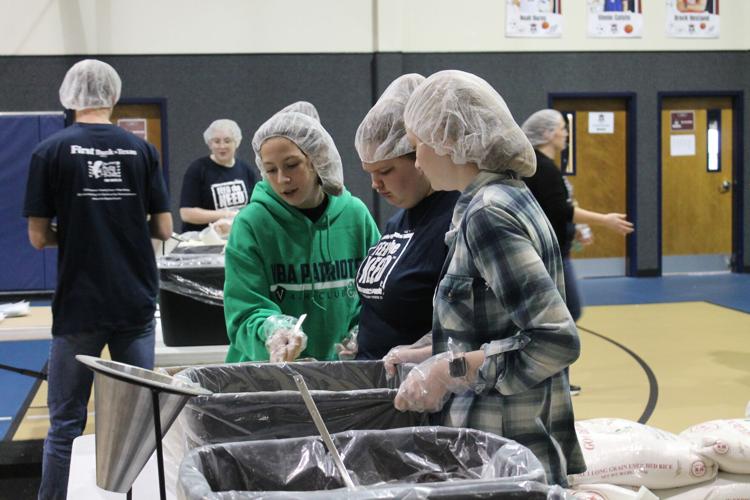 PHOTOS: VBA students Feed the Need | | weatherforddemocrat.com