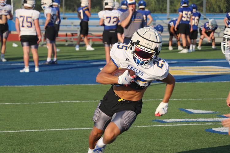 PHOTOS: Brock football ready to soar | Gallery | weatherforddemocrat.com