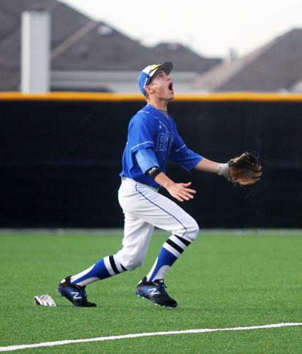 Riney pitches gem in Roos’ win | Sports | weatherforddemocrat.com