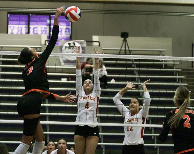 Weatherford, Aledo dominate day one of Granbury volleyball classic ...