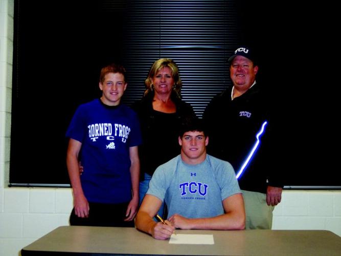 AHS trio inks letters at Texas universities | Sports ...