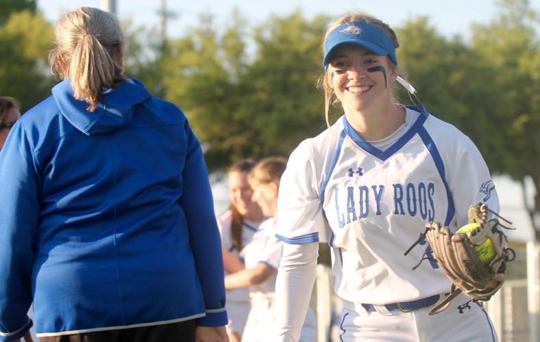 Woo Hoos for Lady Roos | Sports | weatherforddemocrat.com