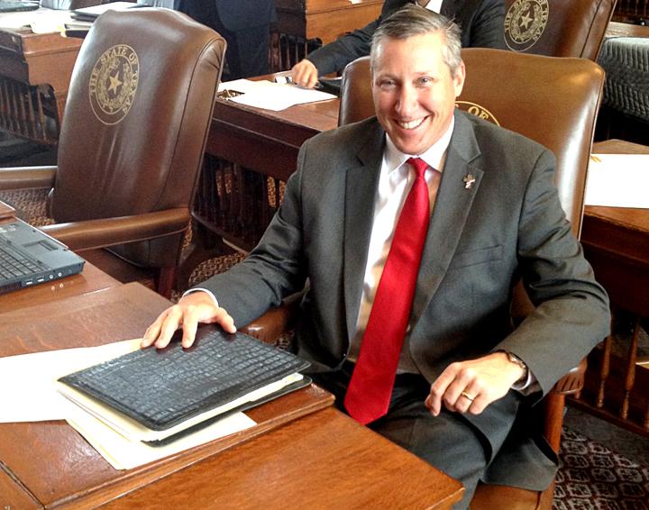 Gov. Greg Abbott endorses Drew Springer over Shelley Luther in Texas ...