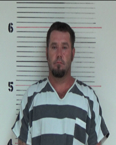 Suspect killed, officer wounded, second suspect captured in shootout in ...
