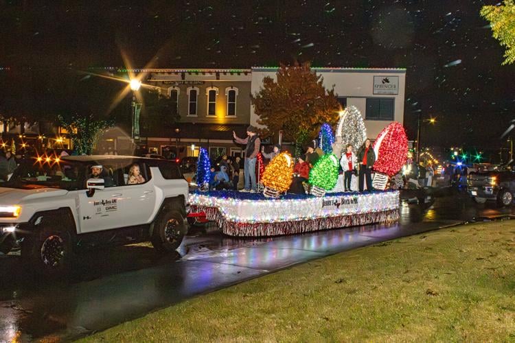 PHOTOS: 2024 Weatherford Lights the Night Christmas Parade | Gallery ...