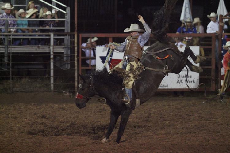 Friday's rodeo photo gallery | Gallery | weatherforddemocrat.com