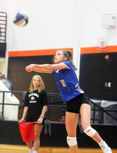 Lady Roos ready to roll | Sports | weatherforddemocrat.com