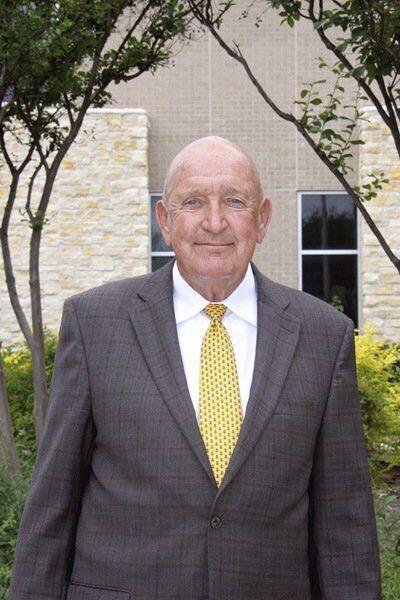 WC Foundation names endowment program in honor of Bob Glenn | Local ...