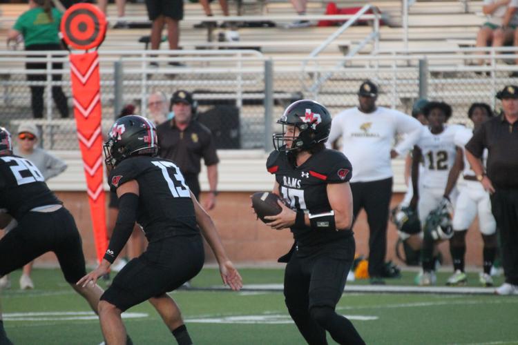 Week 1 football previews | Sports | weatherforddemocrat.com