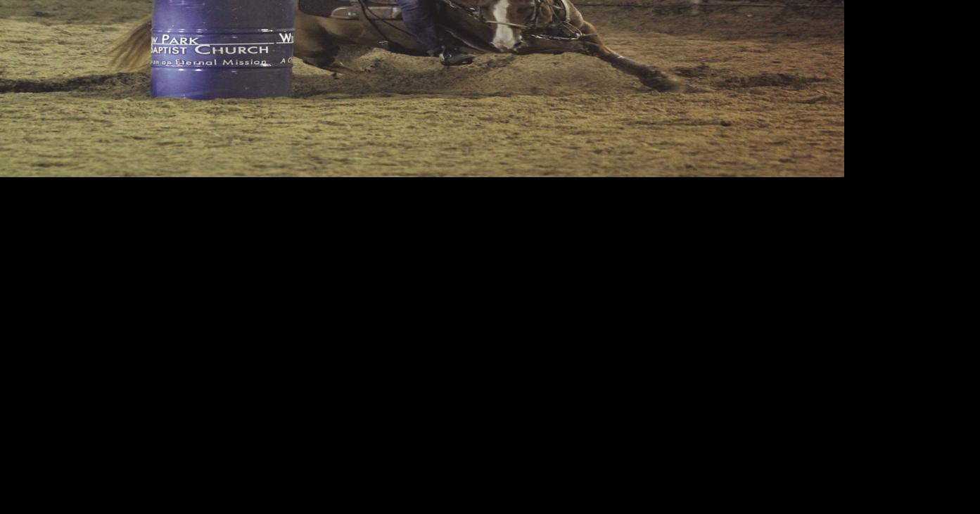 Opening night of rodeo provides plenty of action | Gallery ...