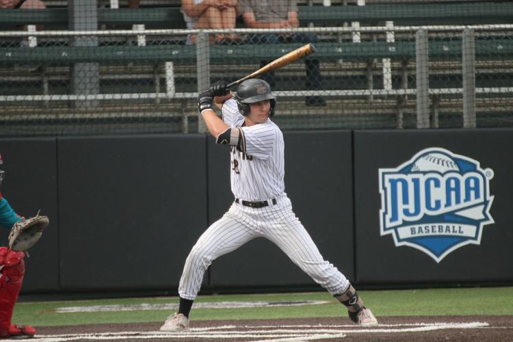 PHOTOS: WC vs. NMJC, Region V baseball championship | Gallery ...